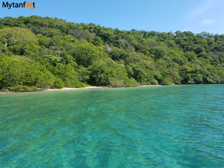 Boating in Playas del Coco: Private Beach Hopping & Snorkeling Tours