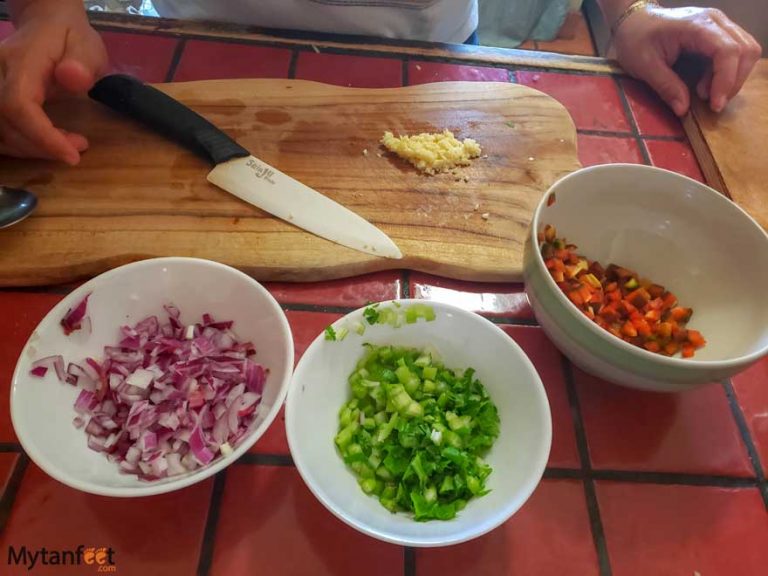 Traditional Costa Rican Rice with Chicken Recipe: Arroz con Pollo