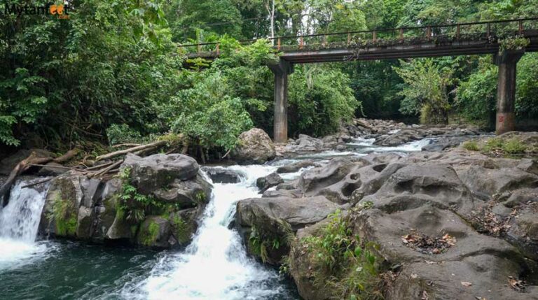 La Fortuna Free Swimming Holes: El Salto and El Choyin